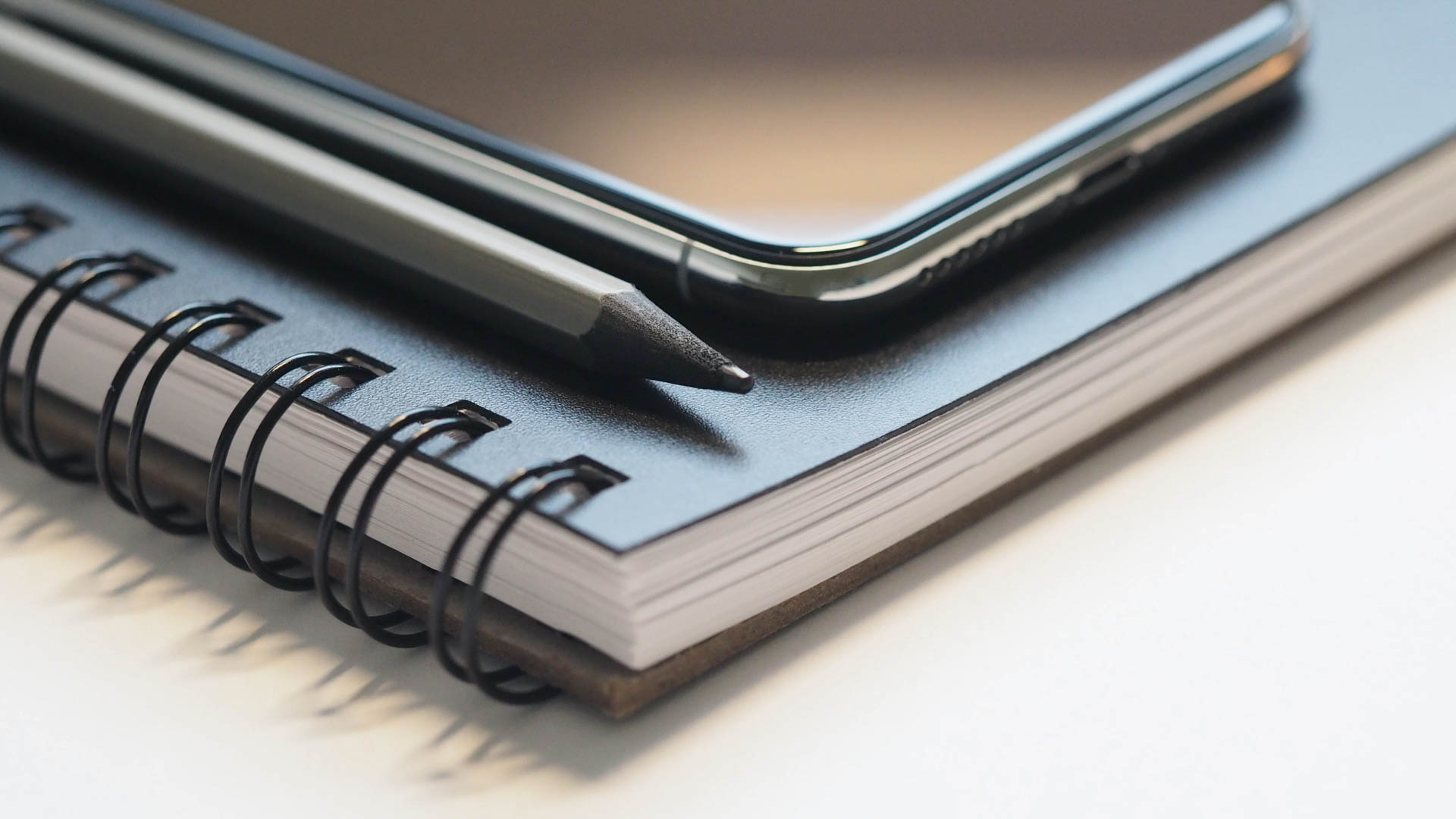 Modérateur de contenu: Rôle, compétences, parcours